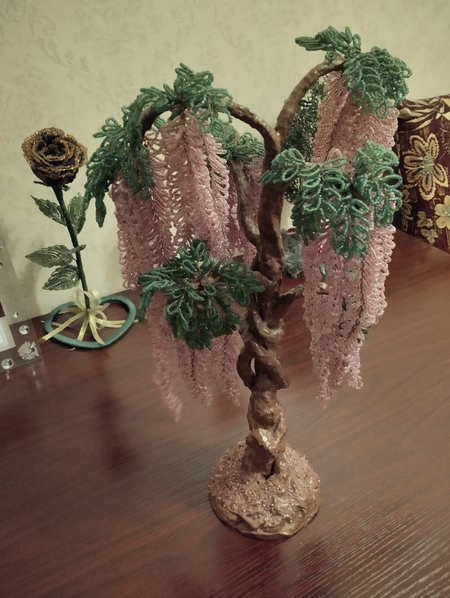 Продаю бисер мелкий и рубка бисер. Новый .
