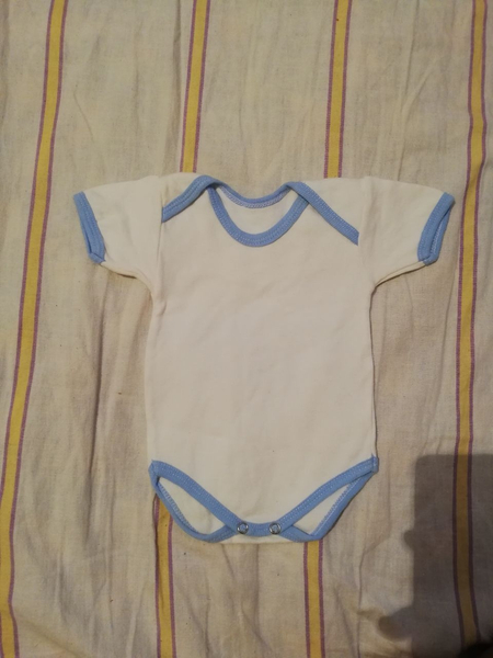 Продаётся детские вещи