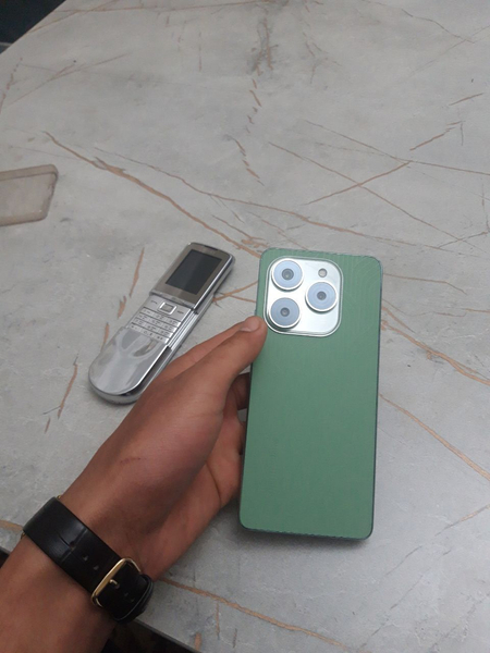 Tecno spark 20 pro