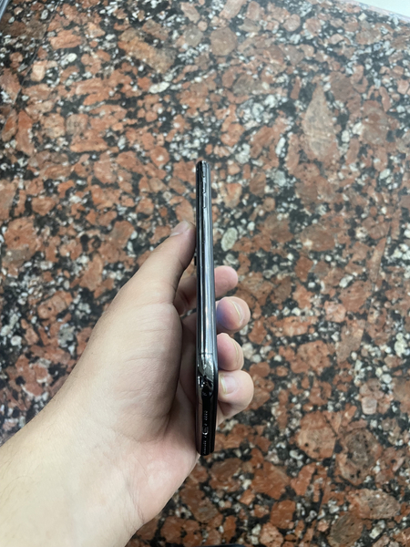 Iphone xs max sotiladi