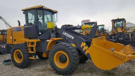 Погрузчик XCMG LW300FN В рассрочку 2023  год