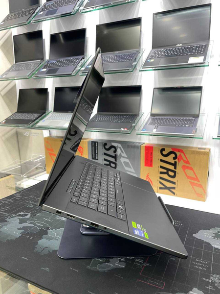 Asus ROG Zephyrus G16/Ultra-155H/16GB DDR5/512GB SSD/RTX 4050 6GB/16