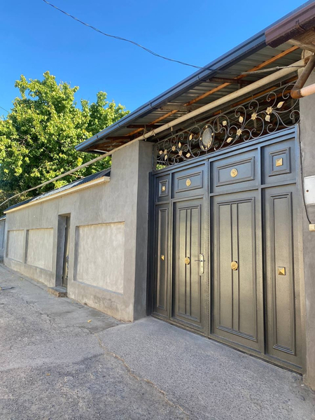 Tashkent shahar TASHgres da 7.4 sotixli hovli sotiladi