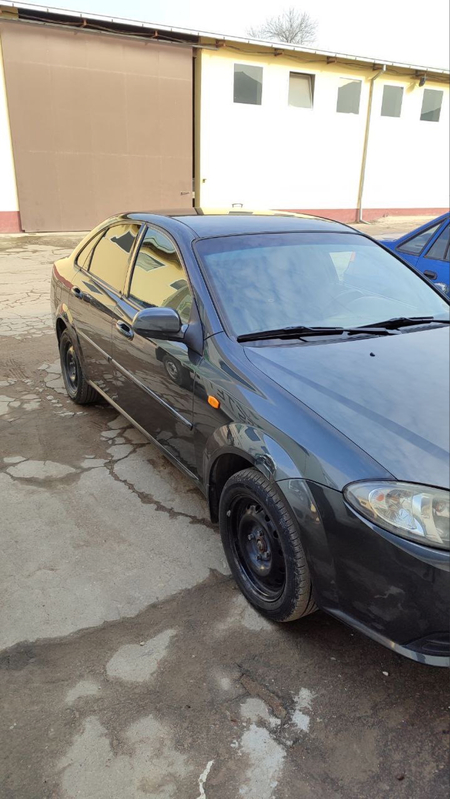 Lacetti 1 сотилади автомат