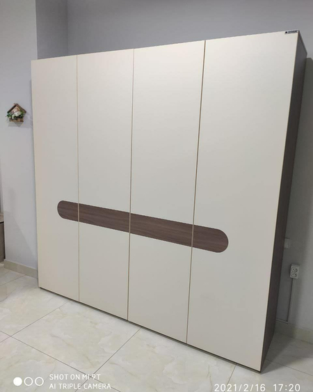 Стильный качественный шкаф