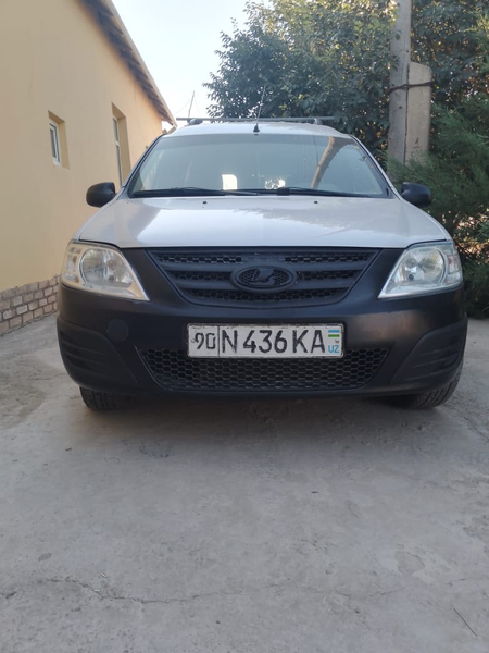 Lada largus sotiladi 2013- yil