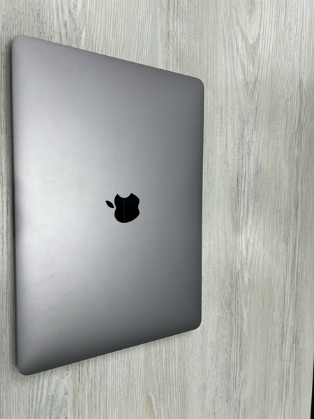 MacBook 2020 ci5 8/256. 167sikl