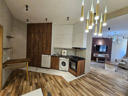 Продается квартира в новостройке 3/2/8 ЖК parisien яккасарайский район