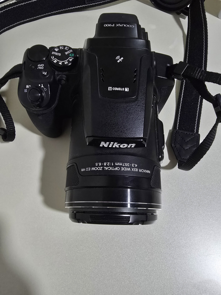 Продаётся Nikon coolpix P900