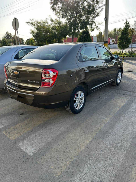 Chevrolet Cobalt yevro full paket bo'lib to'lashga