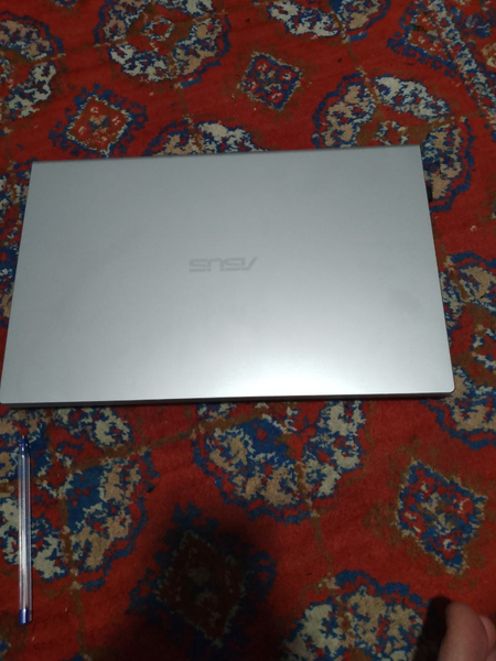Noutbook Asus x515