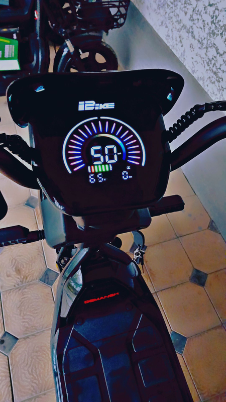 Skuter 2024 wasat\\nTezligi 50 +\\nYurish masofasi 50 60 km\\nYangi orginal