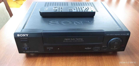 Видеомагнитафон кассетный SONY