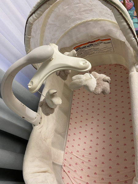 Продам люльку Fisher Price в хорошем состоянии