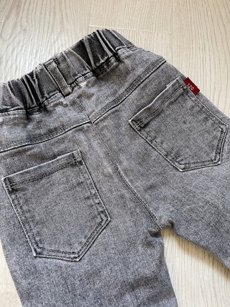 Шорты фирмы H&M