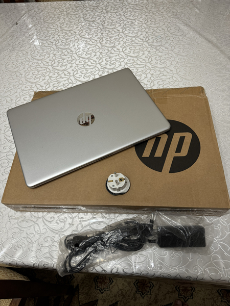 HP Laptop 15-dy2061ms