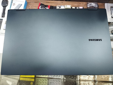 Samsung galaxy Book Pro