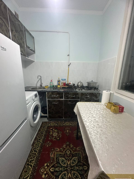 Максим горький Академгородок срочно сдам 2 комнатную квартиру с обстан