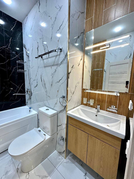 СРОЧНО продаётся с НИЗКОЙ ЦЕНОЙ 2 шка в Яккасарае