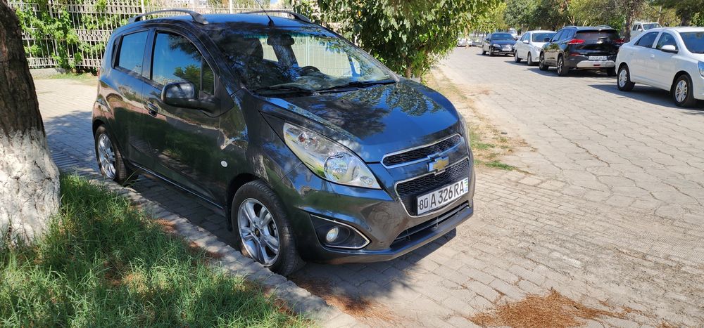 Продаётся автомобиль Спарк