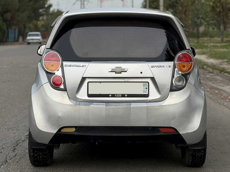 Srochno Chevrolet Spark Mexanika (Metan Gaz)