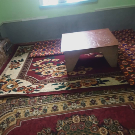 Ховли уй сотилади