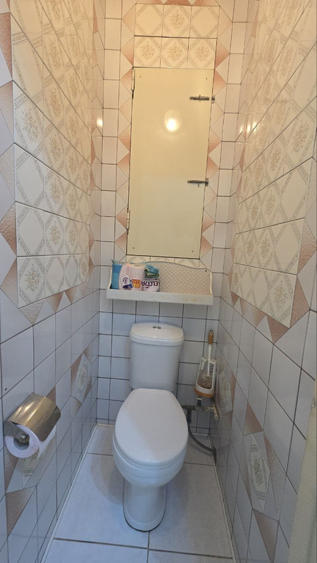 Продается квартира на Чиланзаре 11 квартале 4/3/4 бал 1,5х3