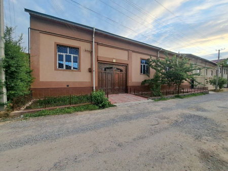 Kirif 9 so'tix hovli