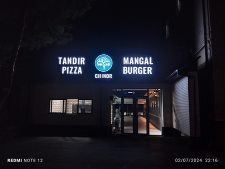 Tashqi reklama poligrafiya