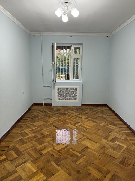 Bankovskiy 3/1/4 bu narxda yoʻq muxbir qoraqamish 2/5 or-r. a’lo rest