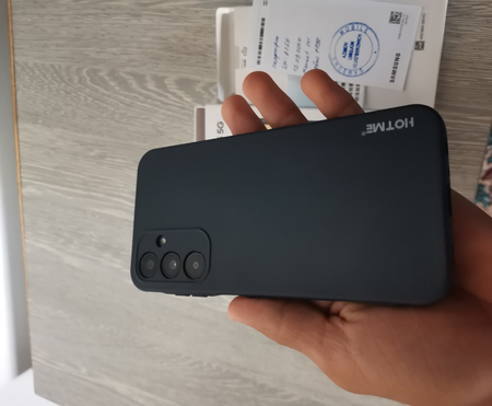 Samsung A25 vetnam  srochno sotiladi ideal holatda