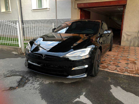 Tesla model s 2022 полный привод