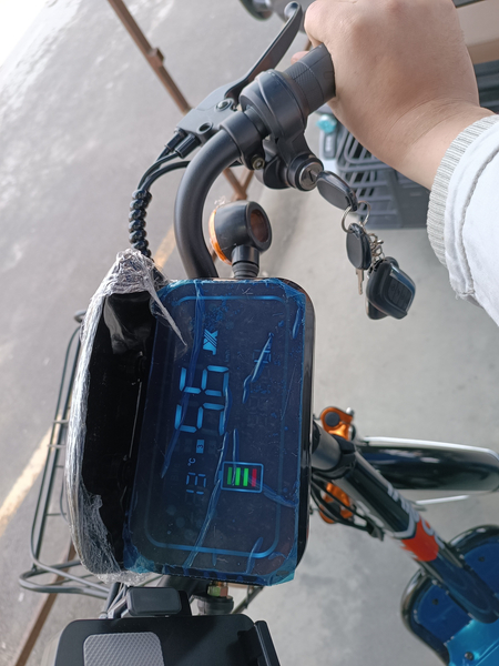 Veloskuter sotamiza 26