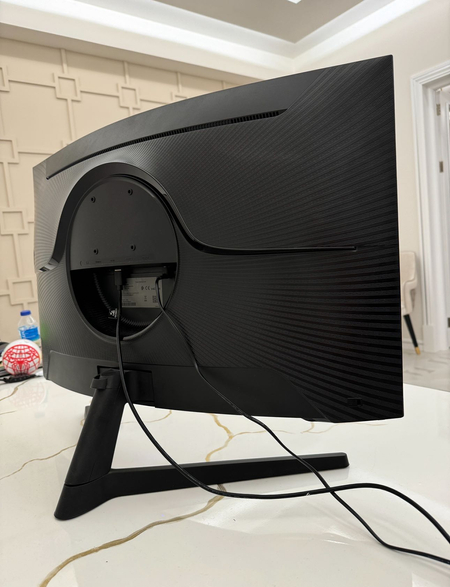 Монитор Samsung Odyssey G5 32’ 165Hz