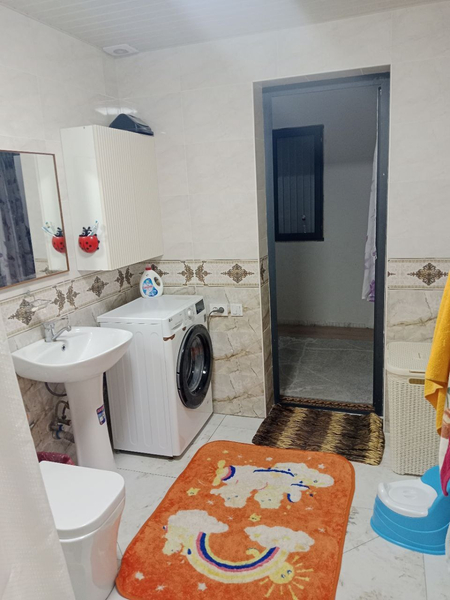 Toshkent tumani Keles kok tere 3.80 sotihli uy sotiladi