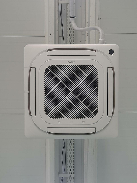 Инвертоный кассетный кондиционер BALLU 60.000BTU