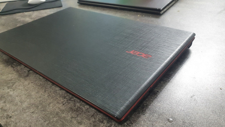 Acer Ofisnoy Notbuk