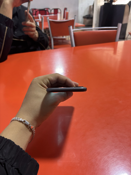 Iphone 11 qora rangli ideal