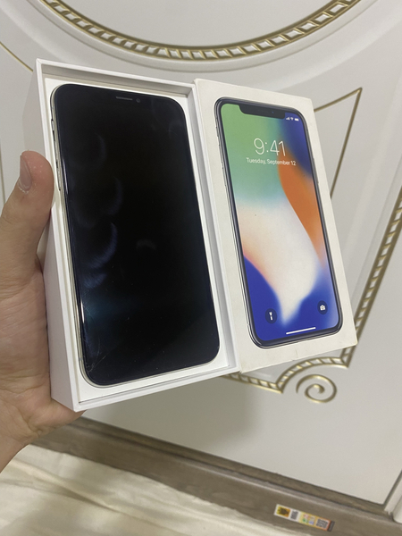 Iphone X ideal ochilmagan
