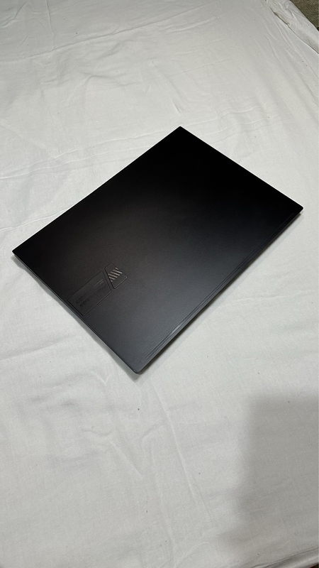 Asus Vivobook Pro 16X | R7-5800H/16 GB DDR4/ RTX 3050 (4 GB)/ 512 SSD