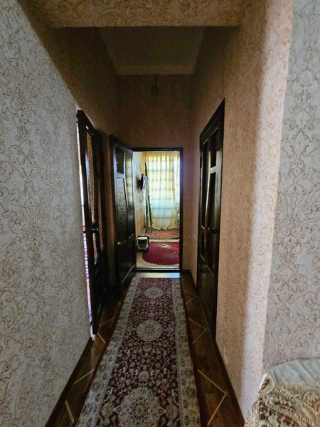 2 xonali 64m² 5-qavat, 
bazi jihozlari qoladi