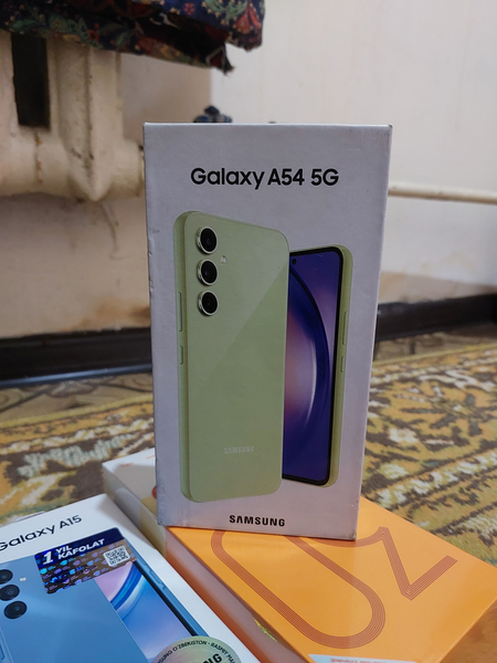 Samsung a54 5g 128/8g aybi ishlamedi pamit ketgan