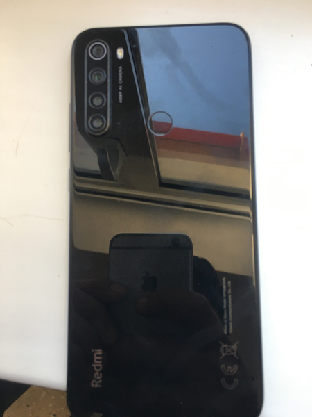 Redmi note8 sotiladi holati juda zor