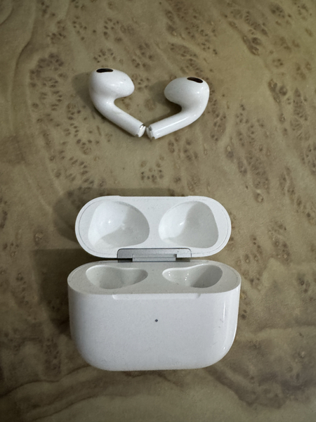 Airpods orginal.