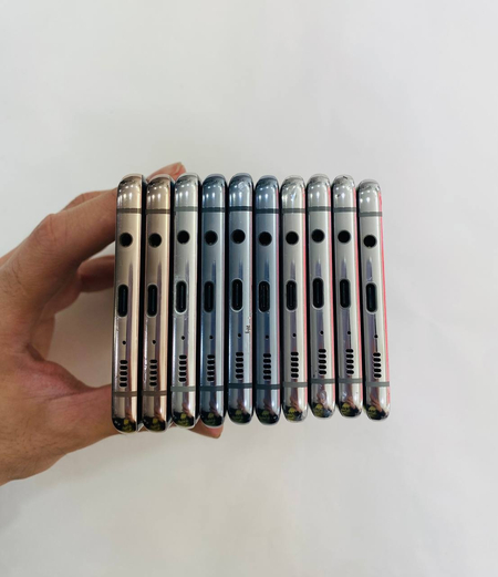Samsung galaxy S10 plus 5G 8/256gb.