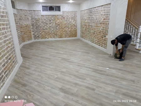 Европол. Деревянный пол. 3D - пол.плинтус МДФ  и пластик.