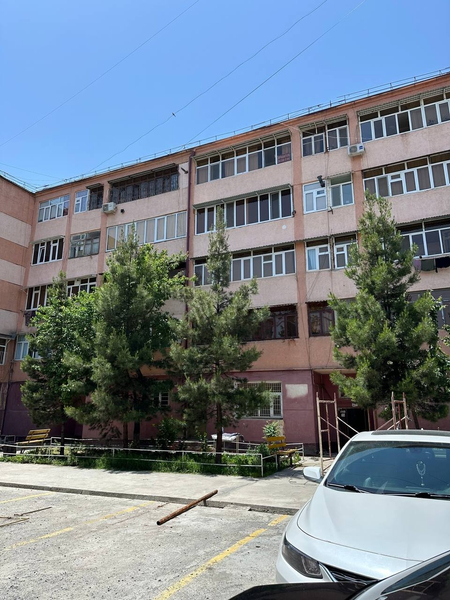 Продаётся  3х комнатная квартира