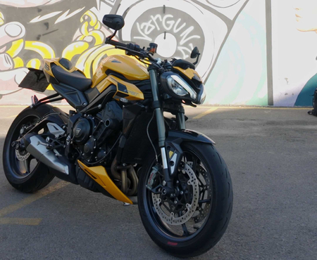 2023 Triumph Street Triple RS