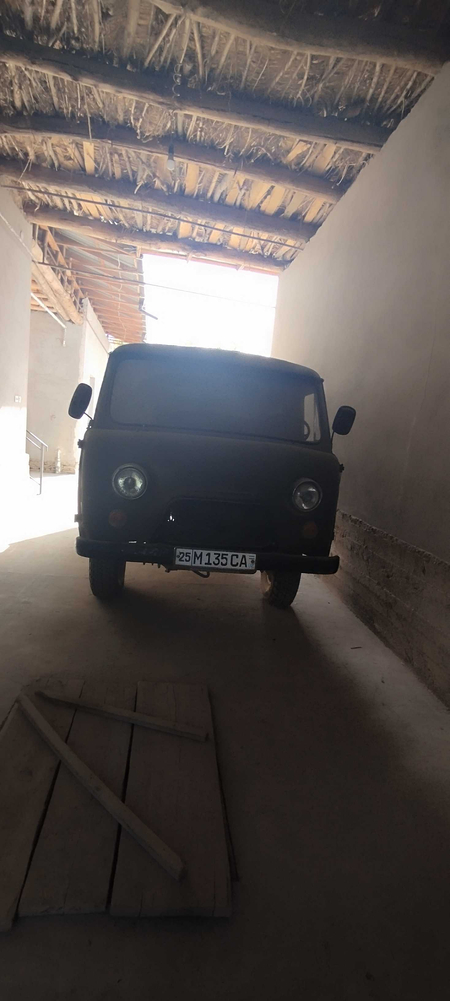 Bortli avto mobel
