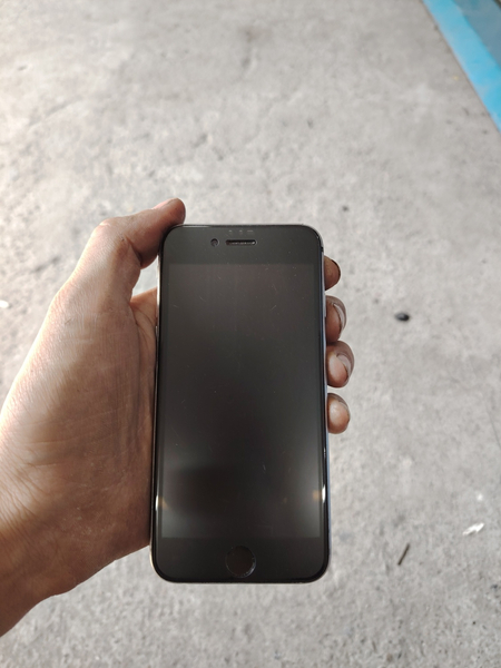 Iphone 6s 16gb sotiladi
